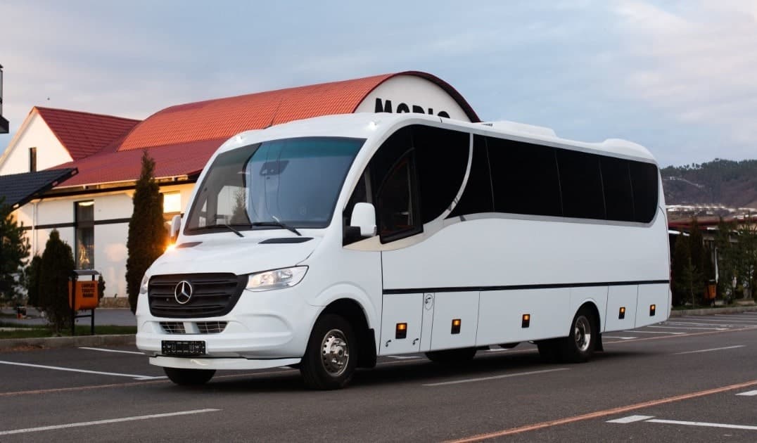 11 Types of Buses (Vehicles) and Advantages & Disadvantages Traveling ...