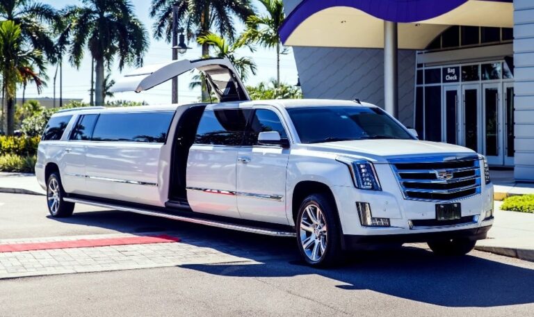 Limousine | Limousine Car | Types of Limousines | Characteristics of ...