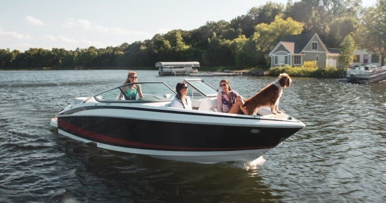 12 Types of Fishing Boats - Complete Guide [with Pictures & Names ...